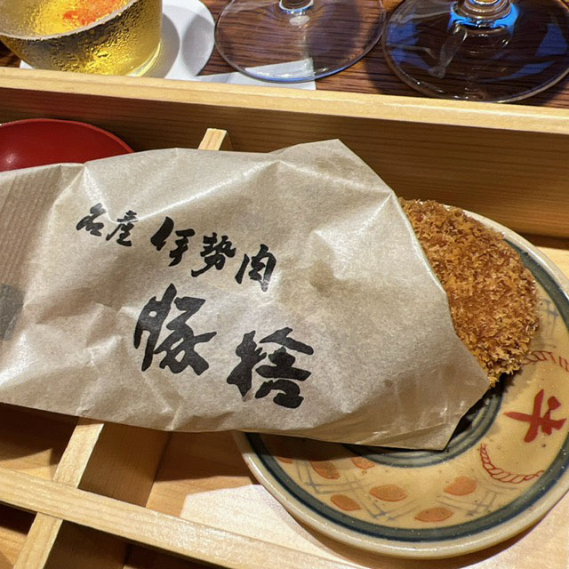 伊勢肉 豚捨（ぶたすて） 丸の内KITTE店 | 株式会社ハウディ